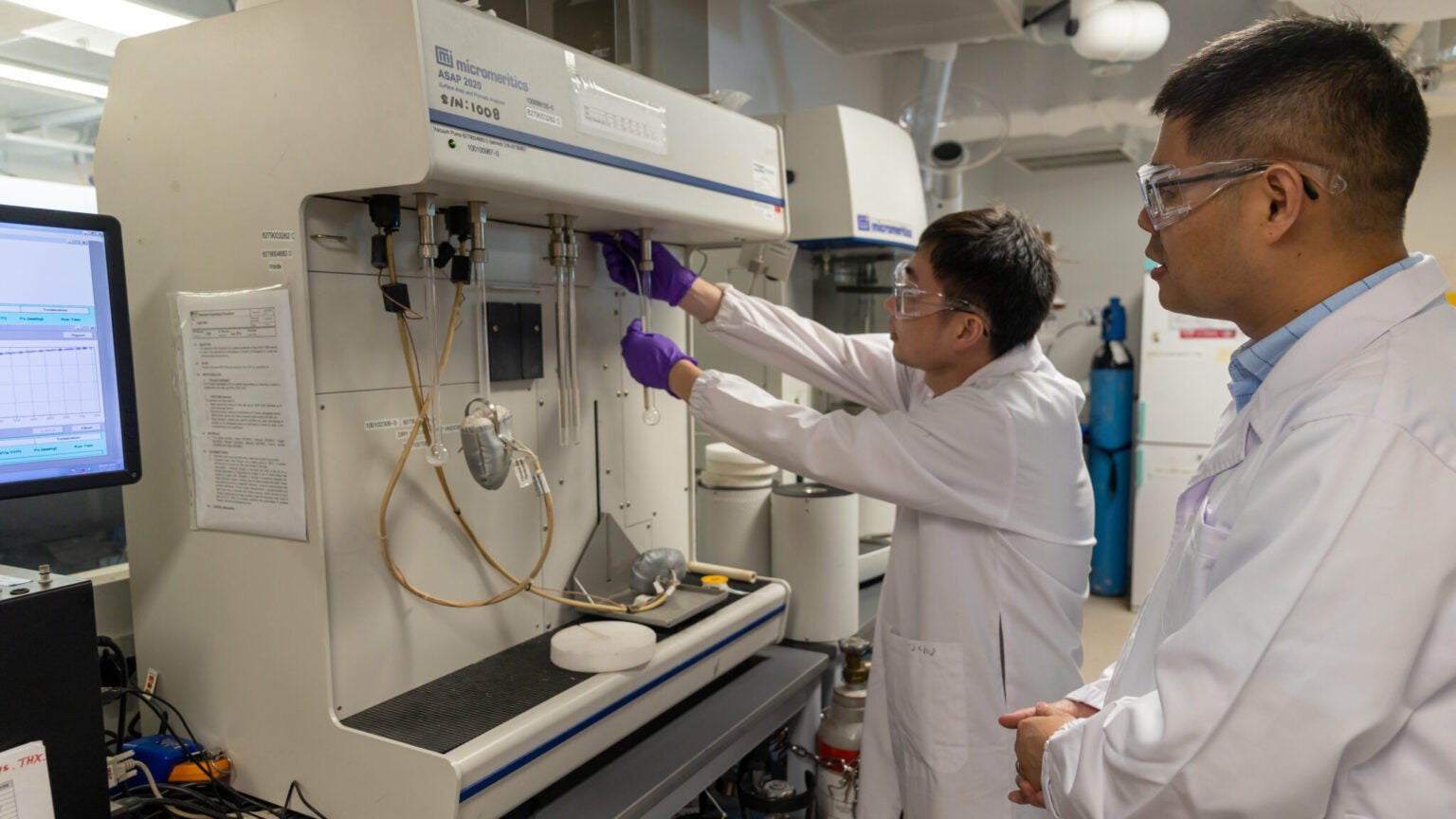 CO2 capture material could bring economic payback - NUS Sustainability